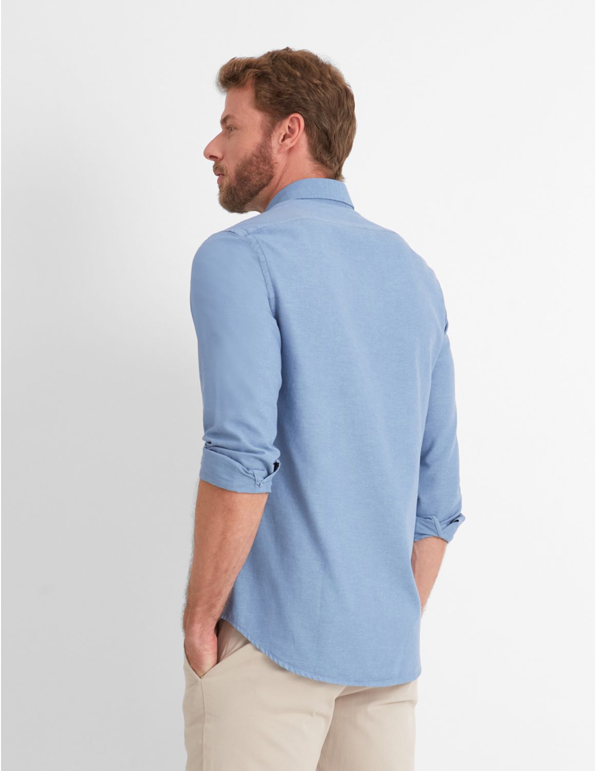 Camisa Oxford azul: confiança para o seu visual! | Aviator